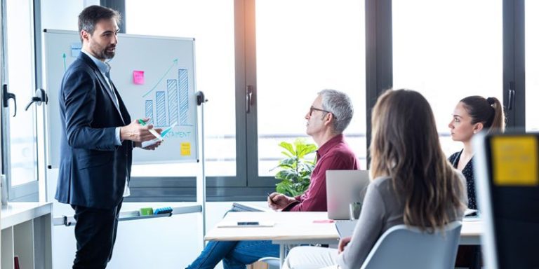 How to meet project deadlines? Top 4 proven ways you can try now